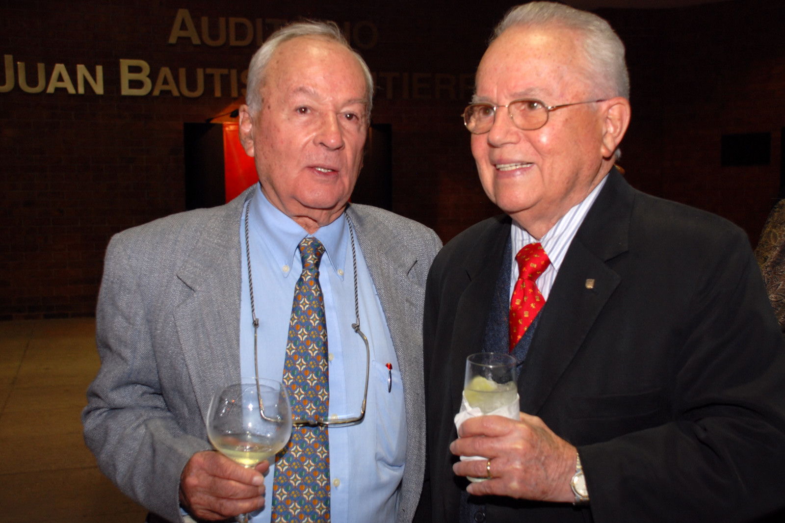 Manuel F. Ayau y Julio Lowenthal - Honrando el legado de Muso Ayau